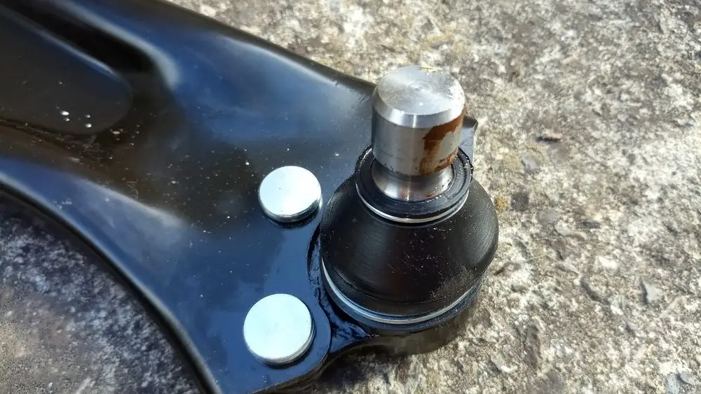 Changer les triangles de suspension - C3 Pluriel