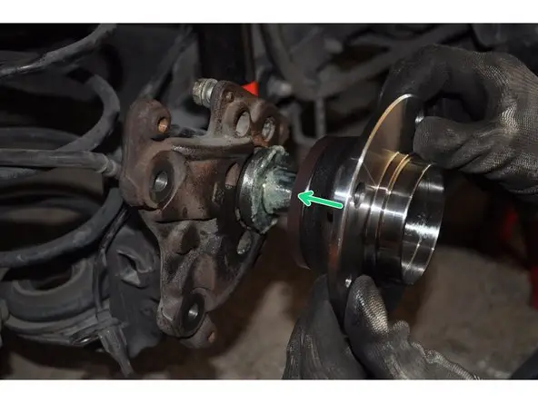 Changer les moyeux arrière C3 - C3 Pluriel