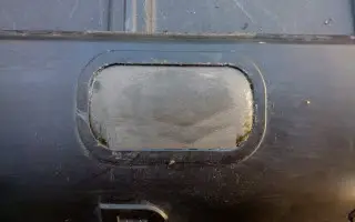 Réfection du bouton ouverture du coffre - C3 Pluriel