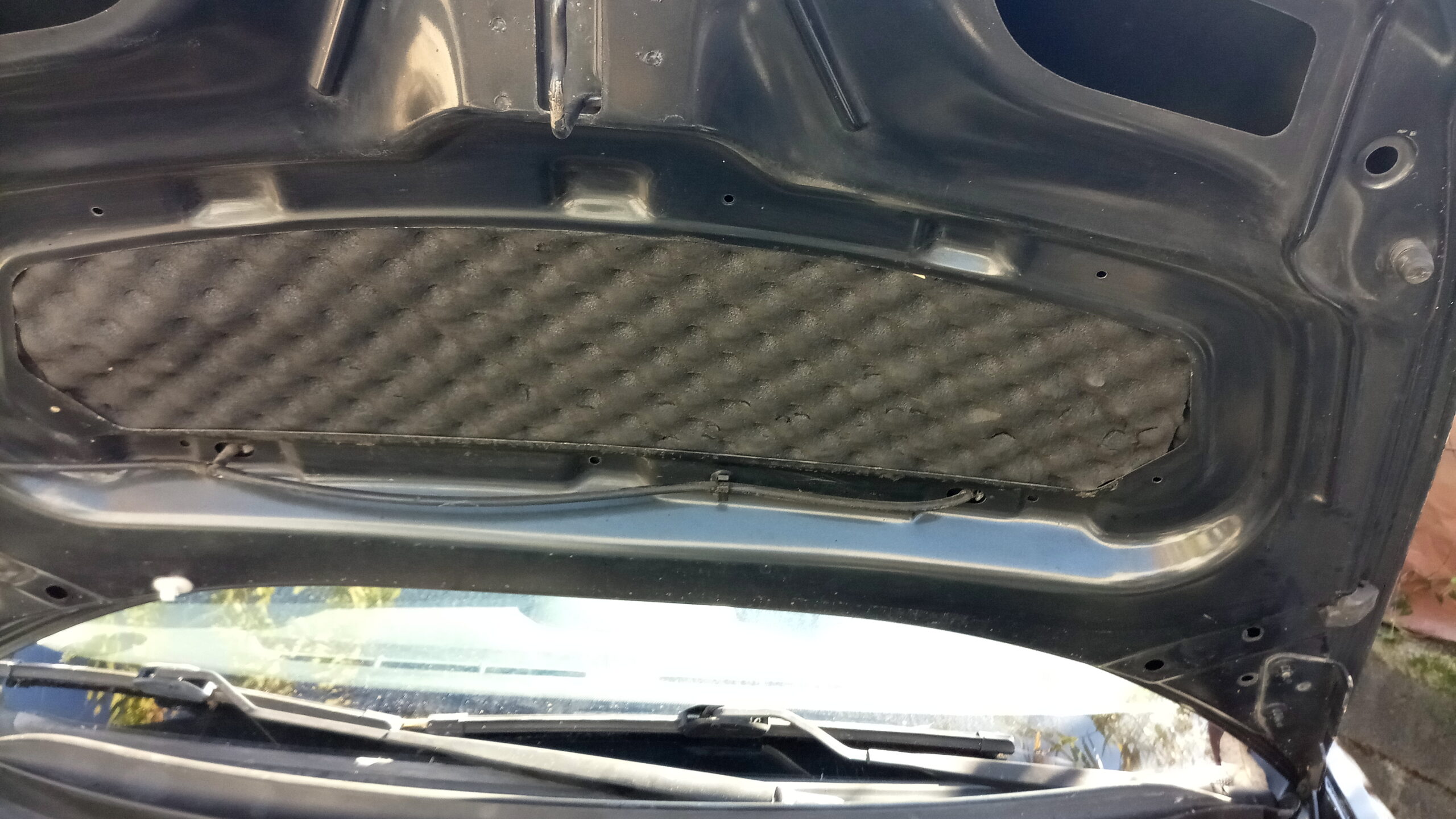 Isolation du capot moteur - C3 Pluriel